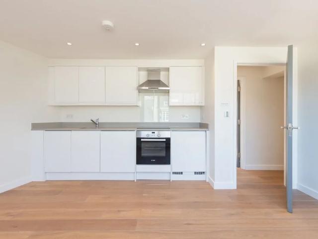 Apartment at Shelton Street, City of Westminster