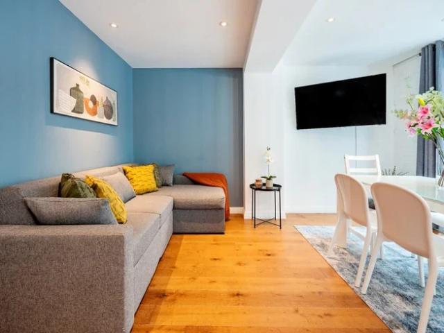 Apartment at Shelton Street, Greater London