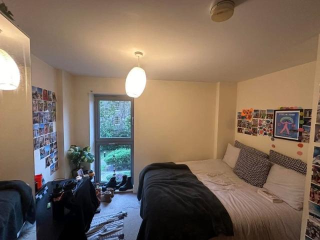 Apartment at Shepperton Road, Greater London