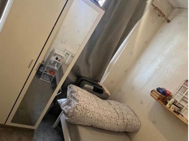 Apartment at Sheringham Avenue, Greater London