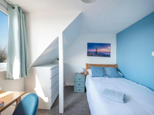 Apartment at Sherrington Road, Brighton