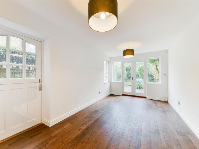 Apartment at Shirland Road, City of Westminster