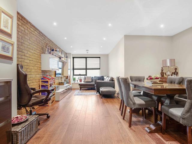 Apartment at Shirley Street, Greater London