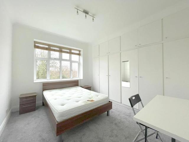 Apartment at Shoot up Hill, Greater London