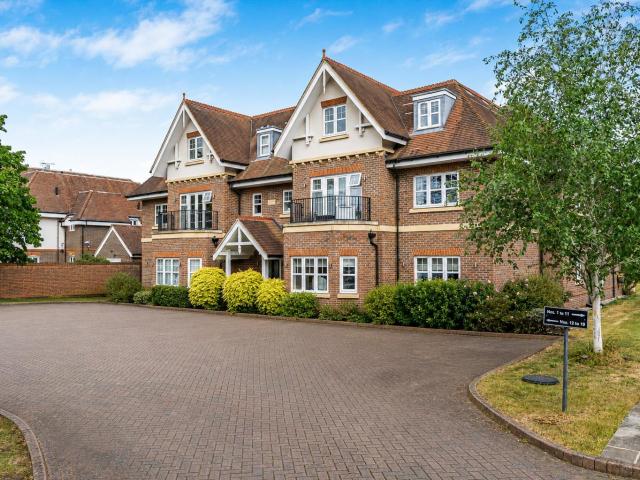 Apartment at Shoppenhangers Road, Maidenhead