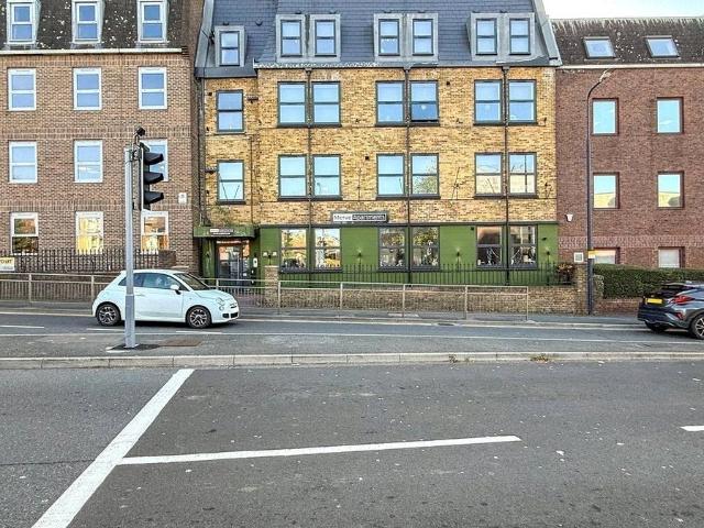 Apartment at Sittingbourne Road, Maidstone