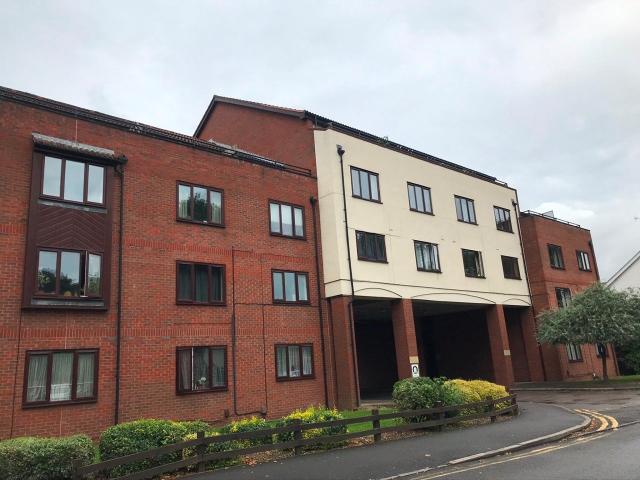 Apartment at Sidney Road, Borough of Spelthorne