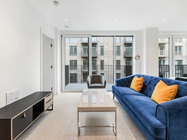 Apartment at Sidney Street, Greater London