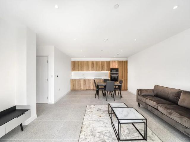 Apartment at Sidney Street, Greater London