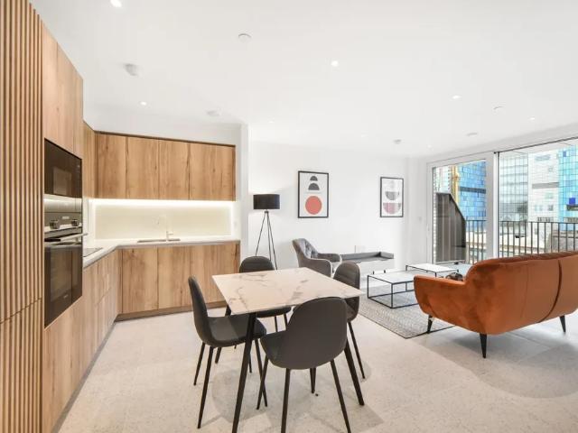 Apartment at Sidney Street, Greater London