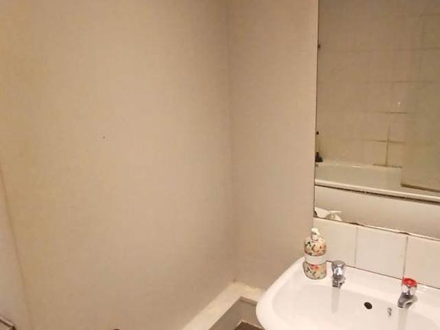Apartment at Sighthill Loan, City of Edinburgh