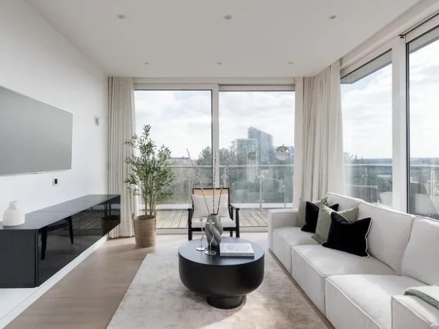 Apartment at Silbury Boulevard, Milton Keynes