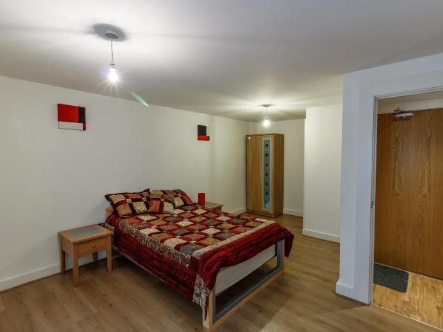 Apartment at Sillavan Way, Salford