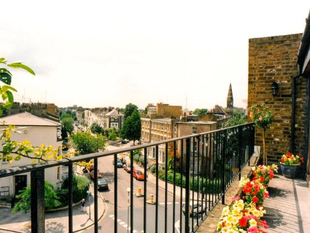 Apartment at Sinclair Gardens, Greater London
