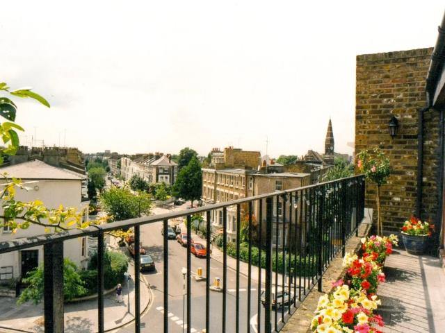 Apartment at Sinclair Gardens, Greater London