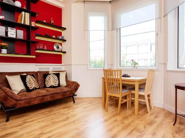 Apartment at Sinclair Gardens, Greater London