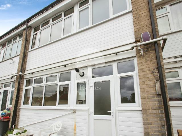 Apartment at Sipson Lane, Greater London