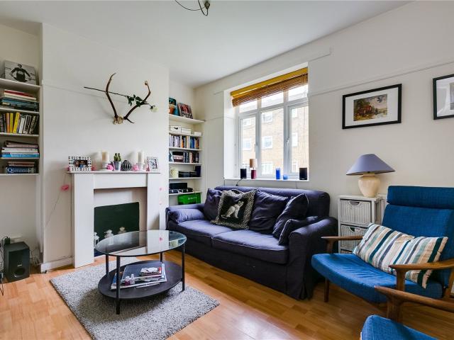 Apartment at Sir Alexander Close, Greater London