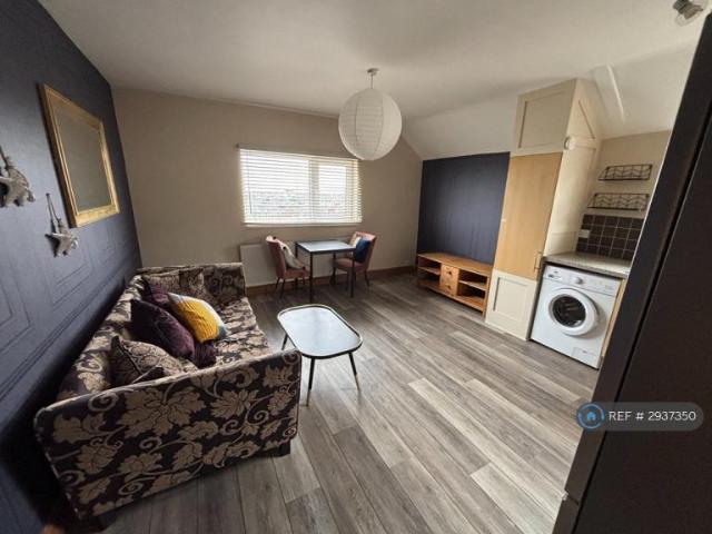 Apartment at Sketty Road, Swansea