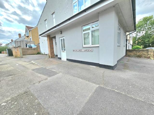 Apartment at Slewins Lane, Greater London