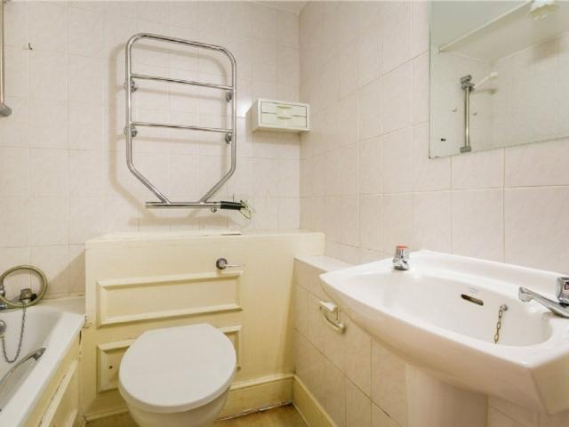 Apartment at Sloane Avenue, Greater London