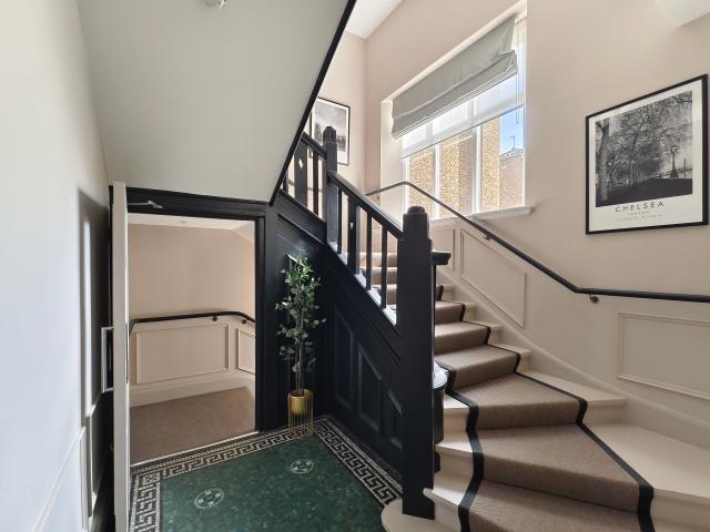 Apartment at Sloane Avenue, Greater London