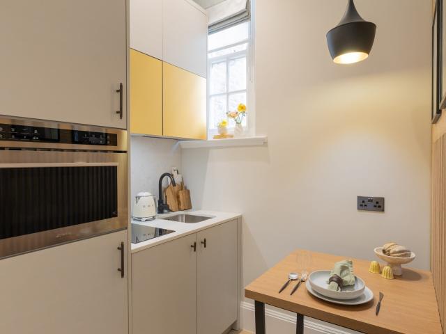 Apartment at Sloane Avenue, Greater London