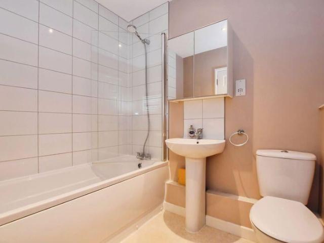 Apartment at Sloane Court, Amesbury