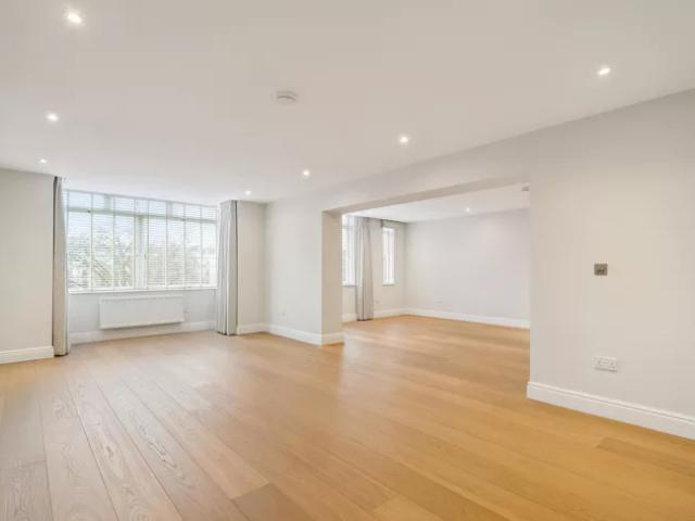 Apartment at Sloane Street, Greater London