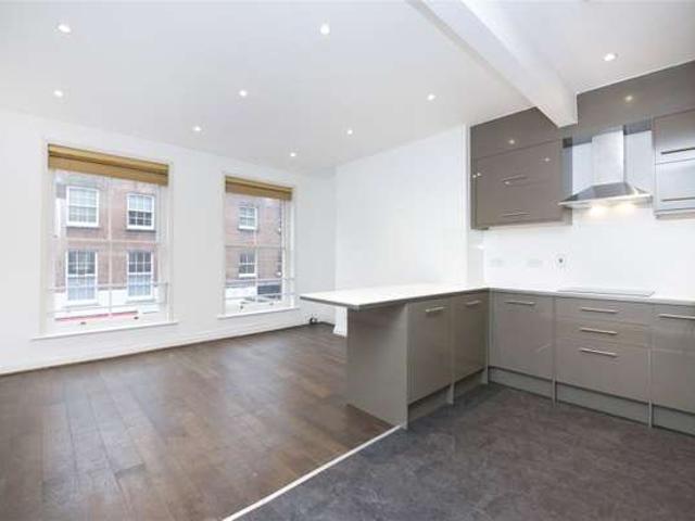 Apartment at Spa Fields Lane, Greater London
