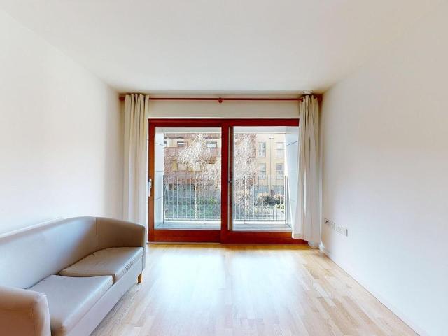 Apartment at Spa Road, Greater London
