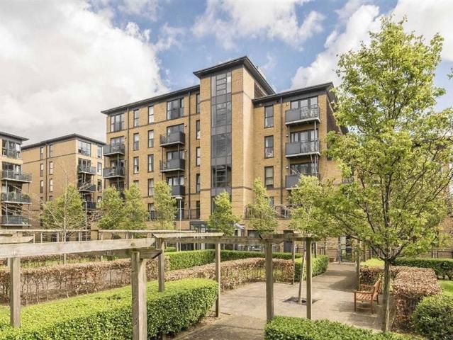 Apartment at Spa Road, Greater London