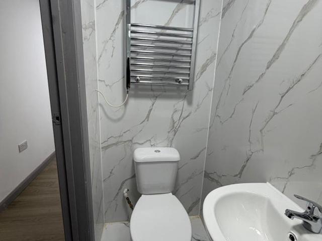 Apartment at Spackmans Way, Slough