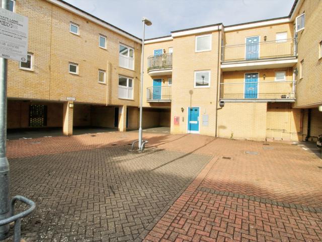 Apartment at Spectre Court, Welwyn Hatfield