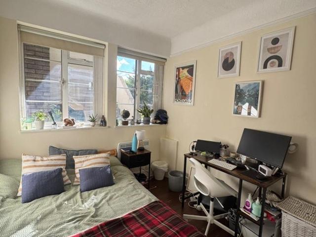 Apartment at Spencer Road, Greater London