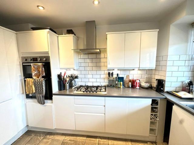 Apartment at Spenser Grove, Greater London