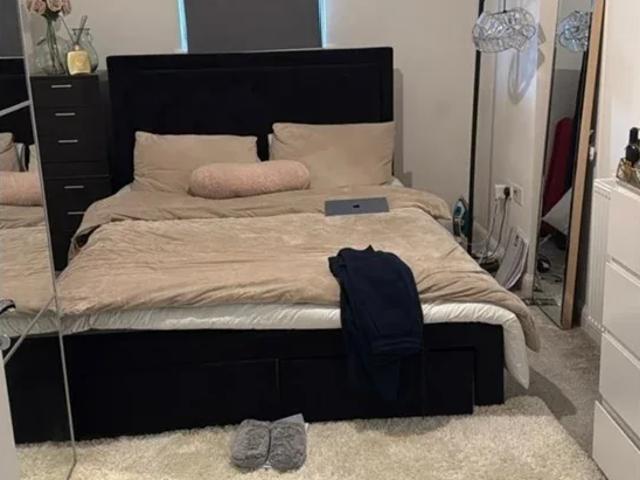 Apartment at Spinning Wheel Way, Greater London