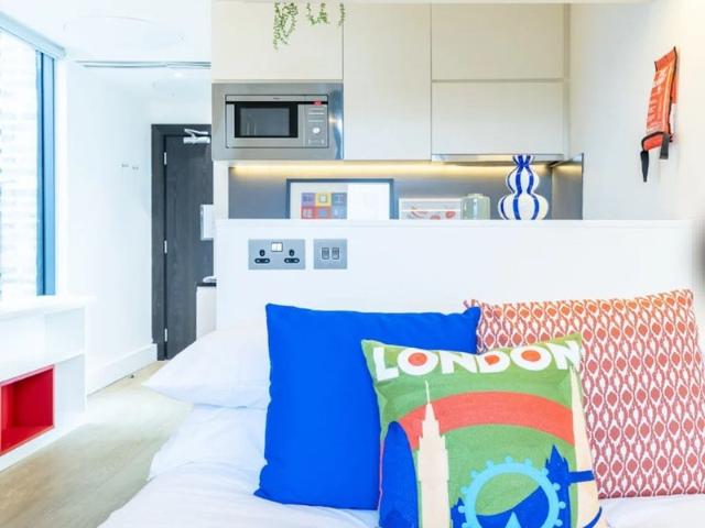 Apartment at Spring Mews, Greater London