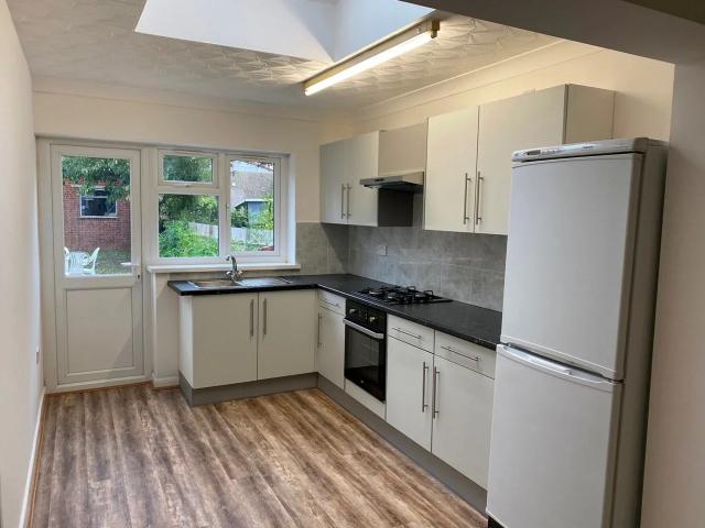 Apartment at Spring Grove Road, Greater London