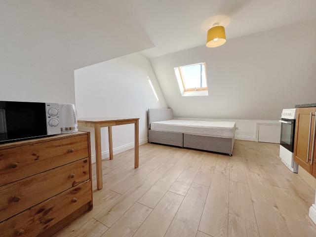 Apartment at Spring Grove Road, London