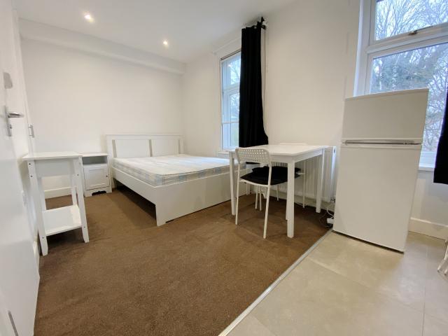 Apartment at Spring Grove Road, London