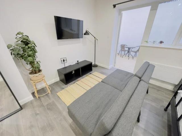 Apartment at Spring Lane, Greater London