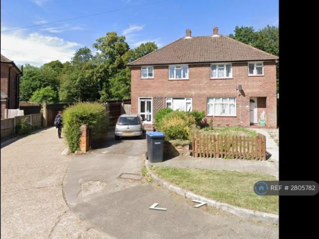 Apartment at Spring Rise, Borough of Runnymede