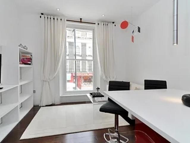 Apartment at Spring Street, City of Westminster