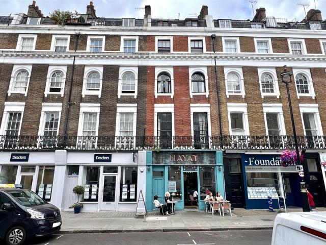 Apartment at Spring Street, City of Westminster