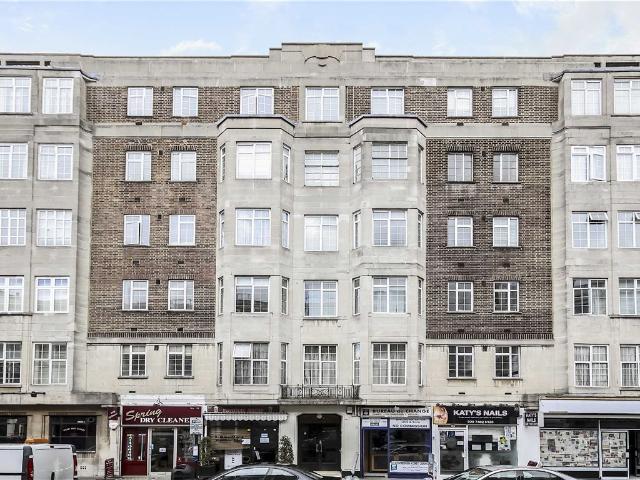 Apartment at Spring Street, City of Westminster