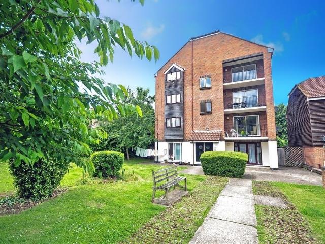 Apartment at Spring Vale, Maidstone