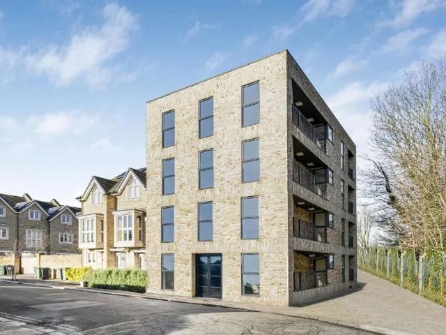 Apartment at Springbank Road, Greater London