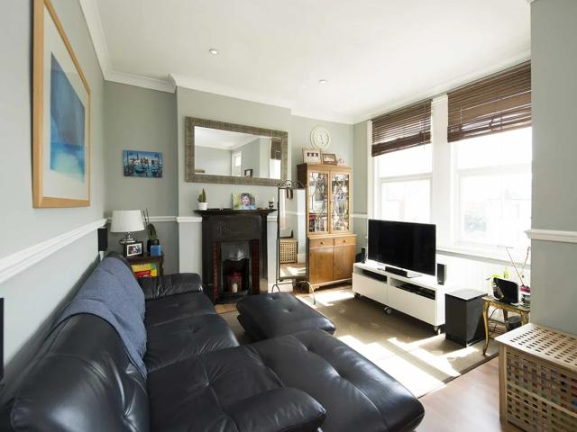 Apartment at Squires Lane, Greater London