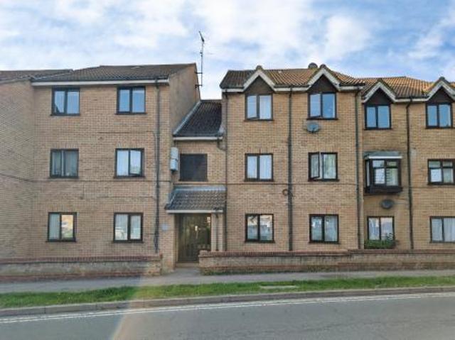 Apartment at Studio Way, Hertsmere
